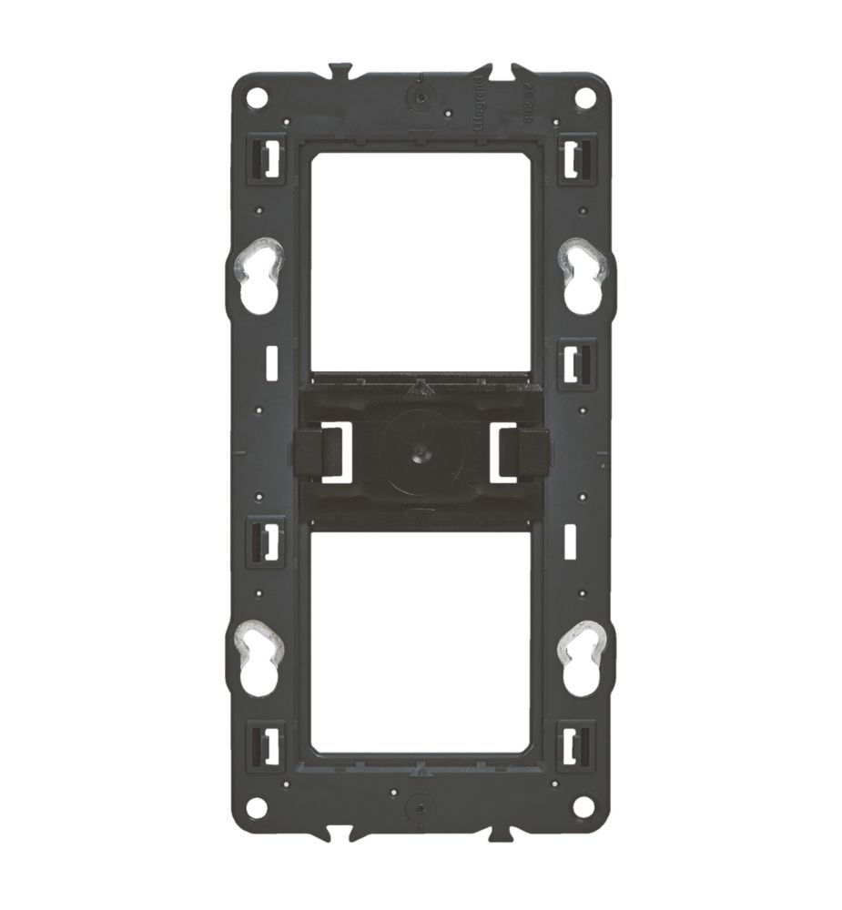 Support de fixation 2 postes Mosaic / Celiane Legrand | Offres Black ...